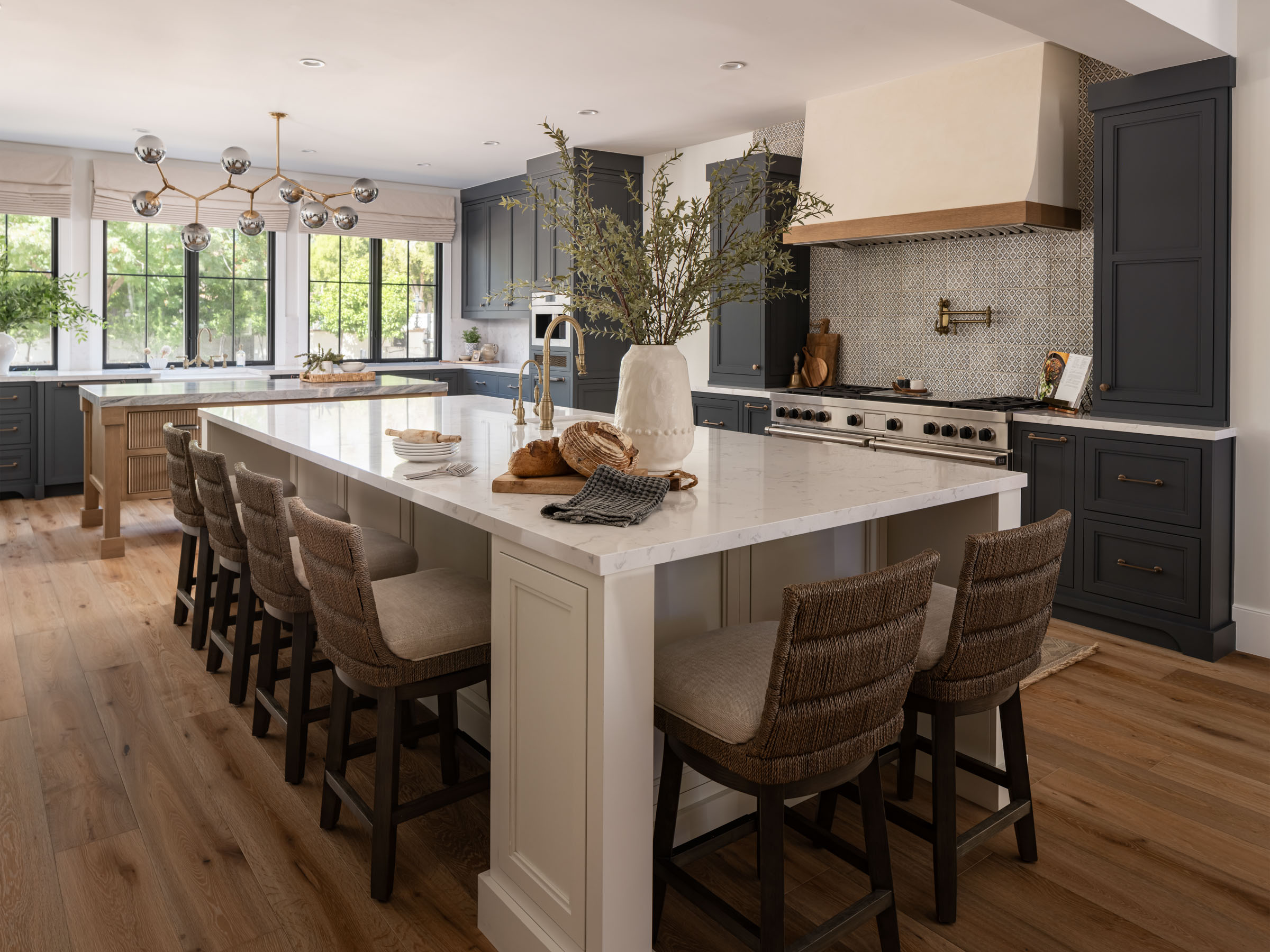 Where Form Meets Function: A Designer’s Guide to Luxury Kitchen Designs ...